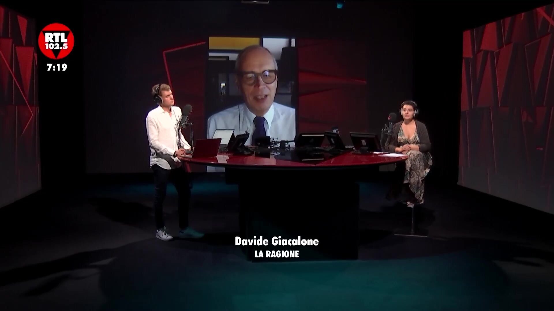 Non Stop News: Non Stop News: la scomparsa della Regina Elisabetta II, i tassi BCE e la politica ...